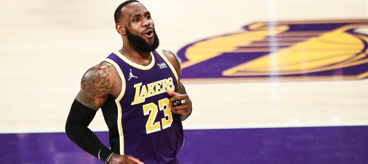NBA: LeBron James tira sarro com Kelly Loeffler após ela perder seu ...
