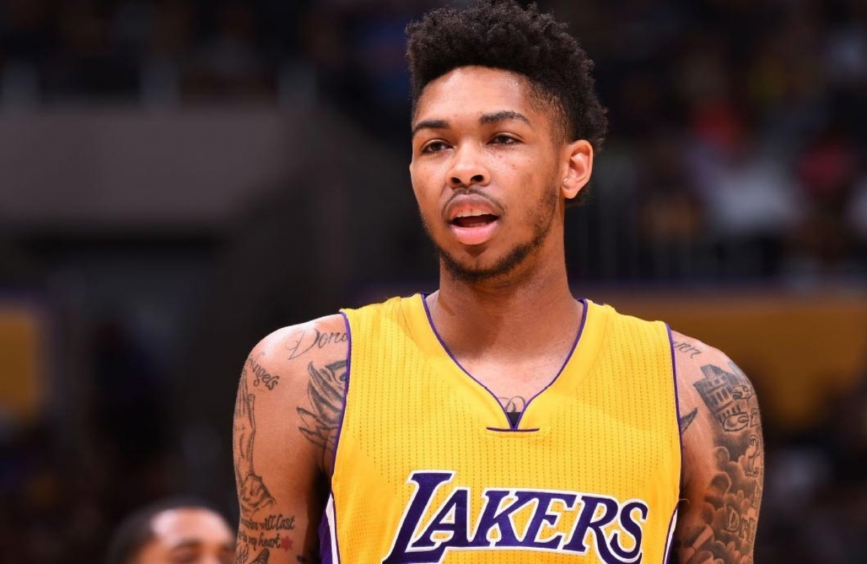Ingram se destaca contra Warriors. Veja os lances